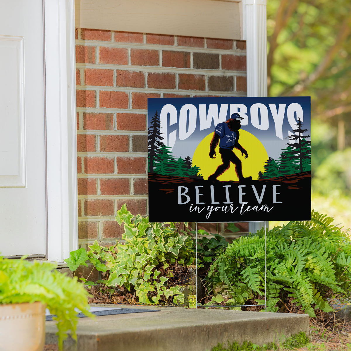 Dallas Cowboys Yard Sign, Bigfoot – Team Sports America