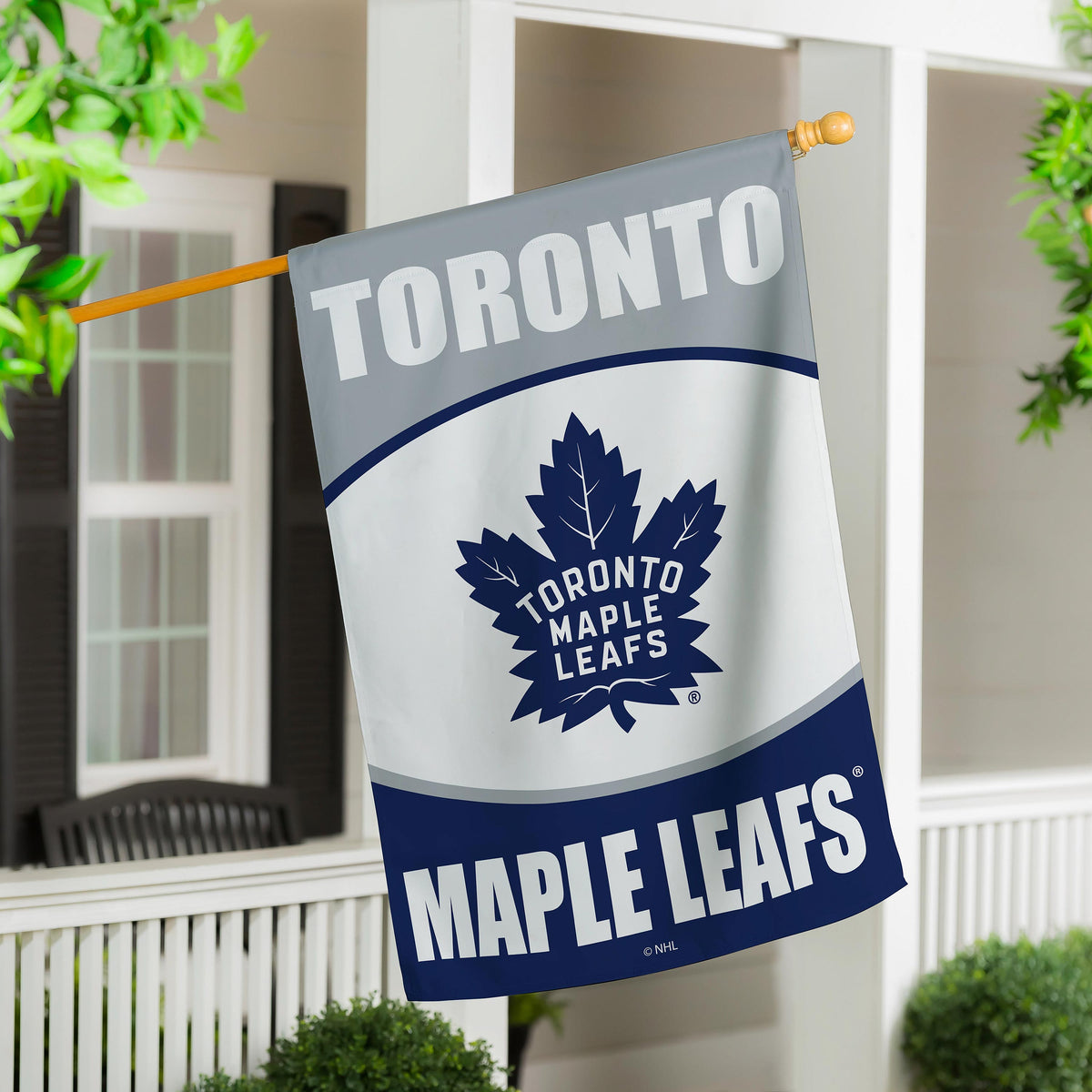 Toronto Maple Leafs Suede Flag, House – Team Sports America
