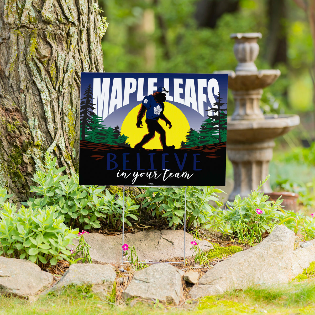 Toronto Maple Leafs Yard Sign, Bigfoot – Team Sports America