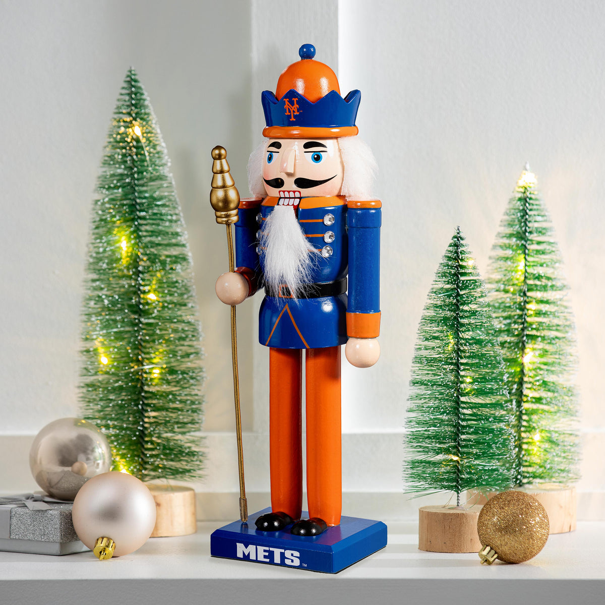 New York Mets Nutcracker Statue – Team Sports America